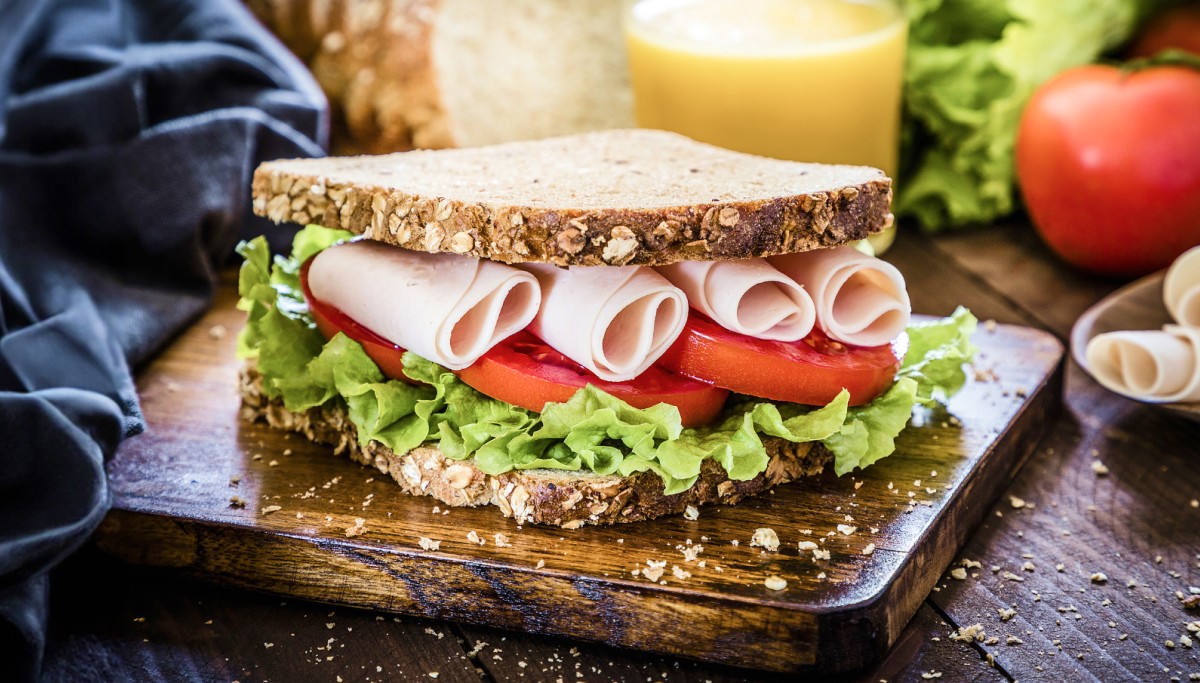 Tips for a smile-friendly lunch | DDINS